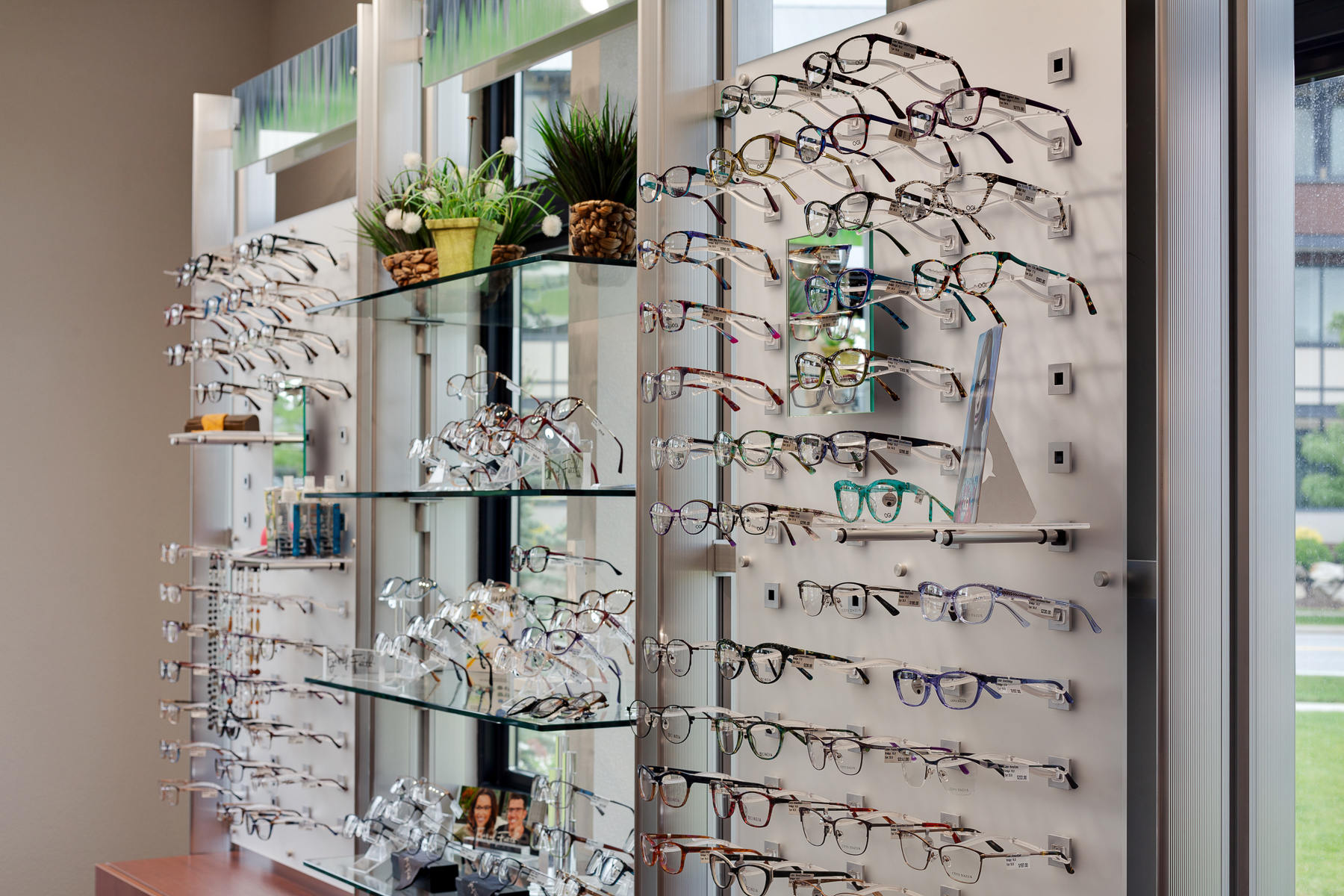 About Us – Ellenbecker Eye Clinic