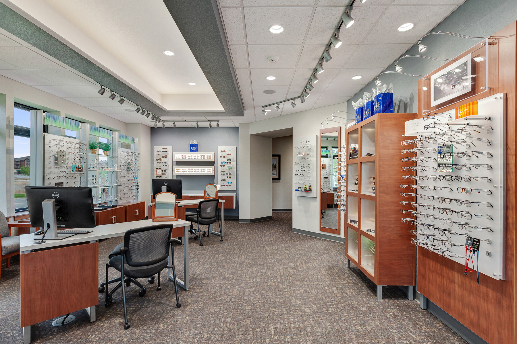 About Us – Ellenbecker Eye Clinic